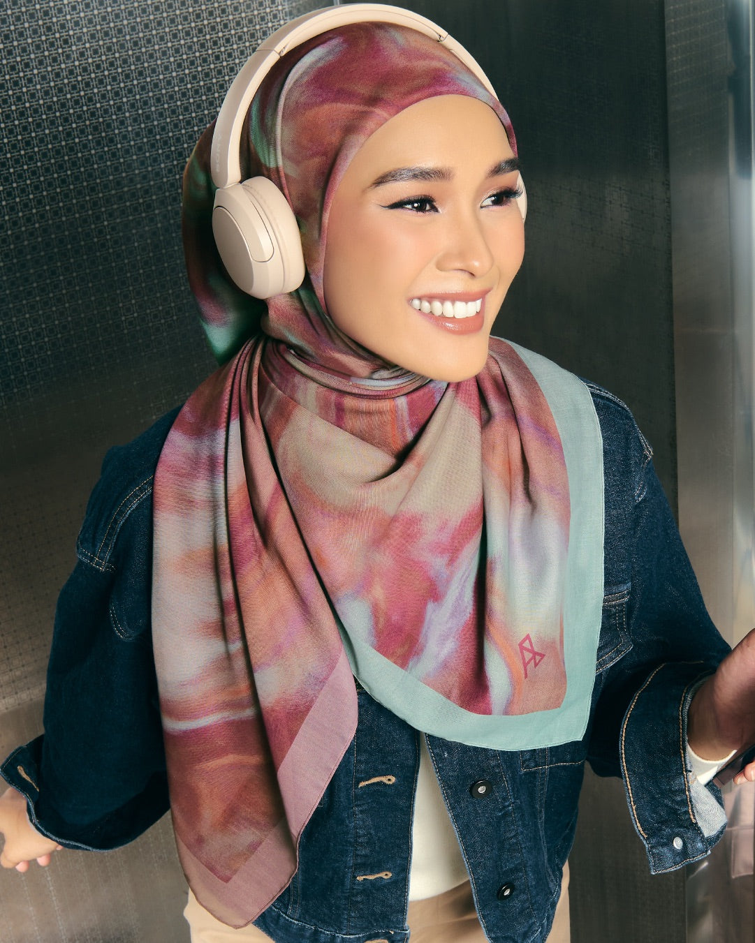 AZ AURELIA SQUARE ZENITH