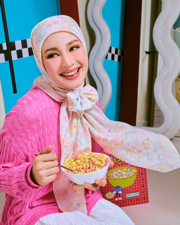 AZ GIRL CRUSH SQUARE LUSTY