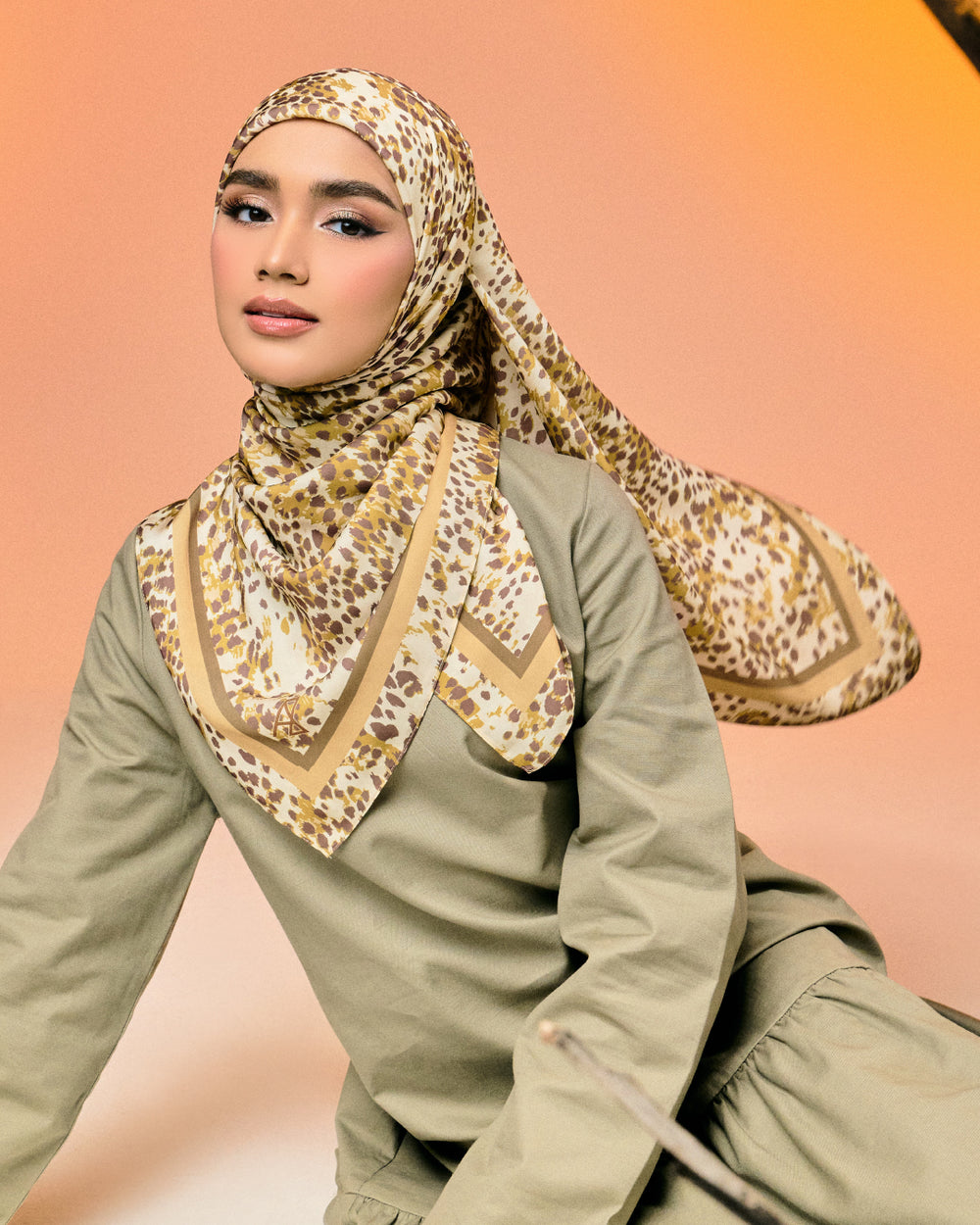 AZ NALA SQUARE OAKMOSS TYME