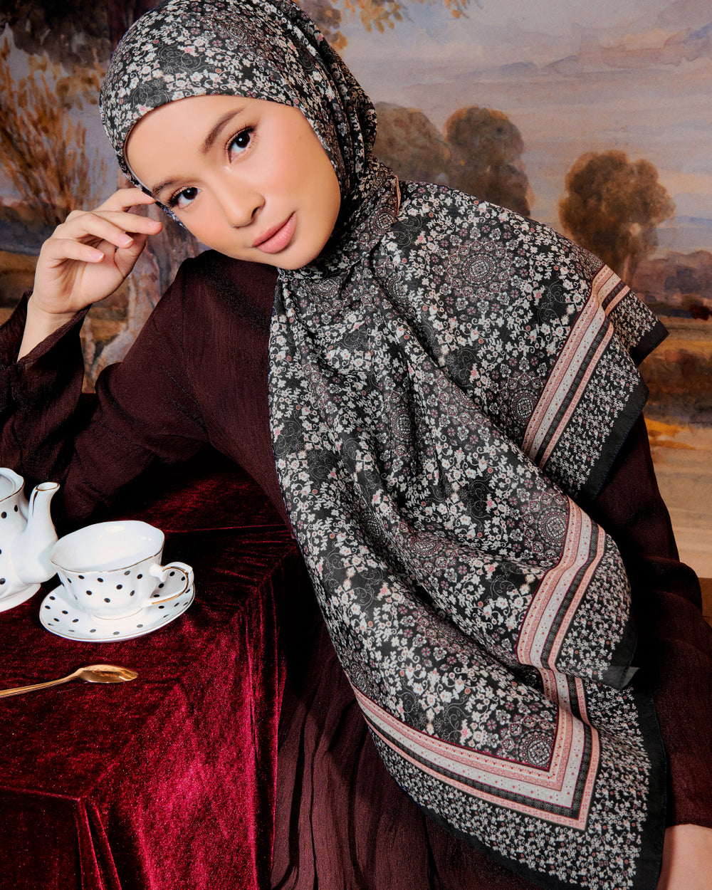 AZ YARA CHARCOAL SEAL